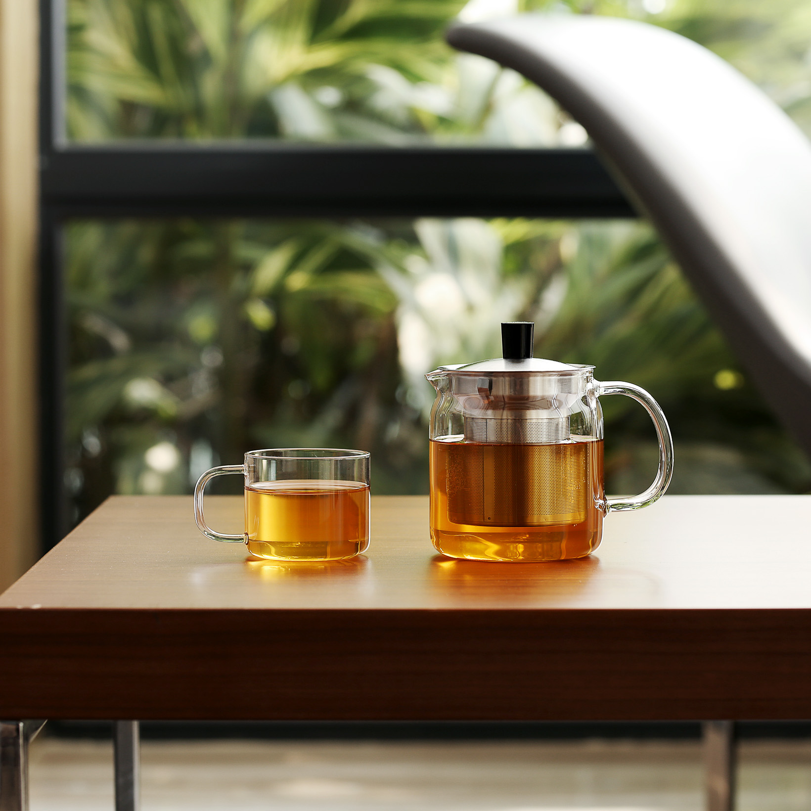 Samadoyo Glass Tea Infuser Pot | Modern Teaware | Curious Tea